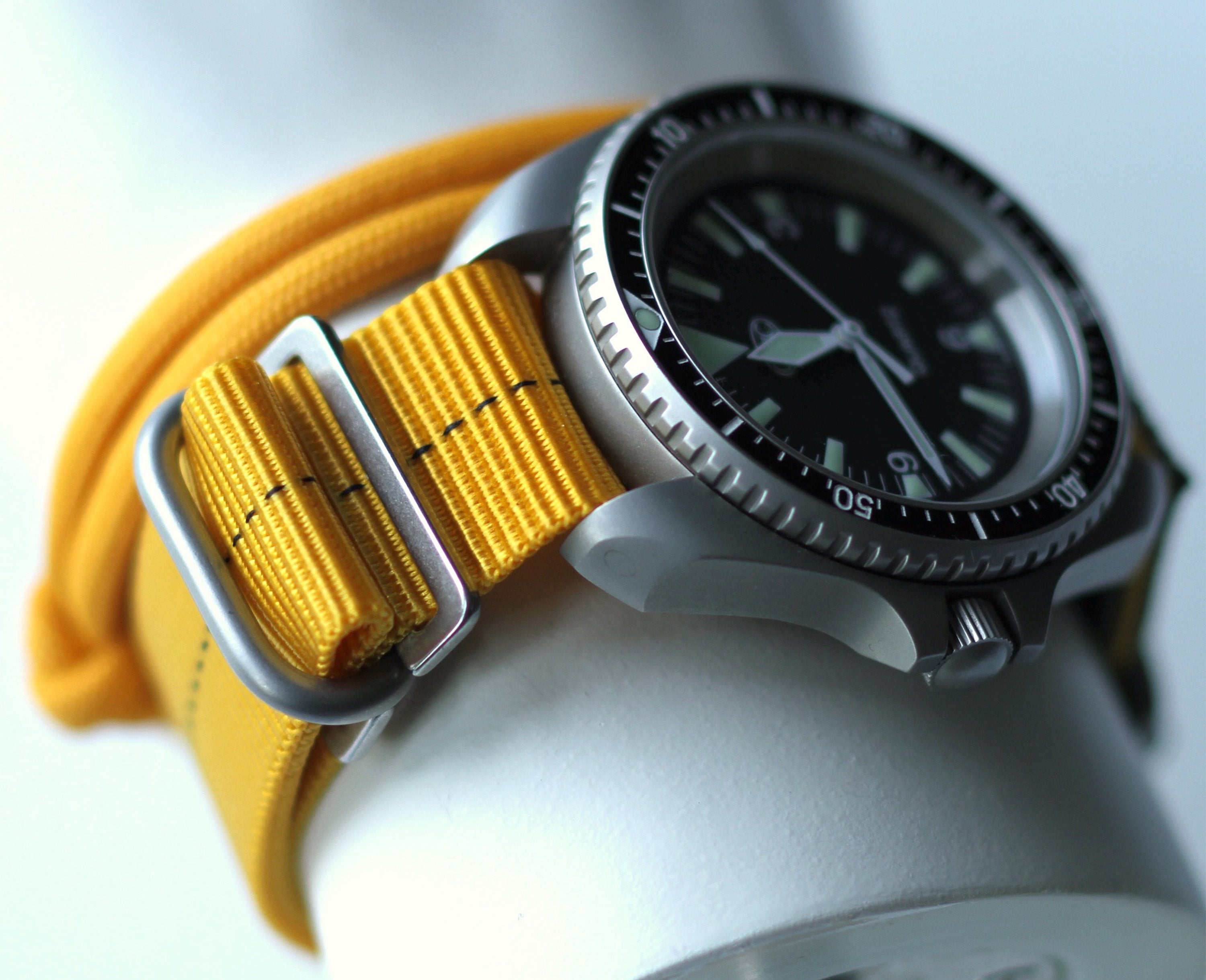 The Fixed Bar CWC RN Diver Watch: A Historical Overview – Hawkrigger